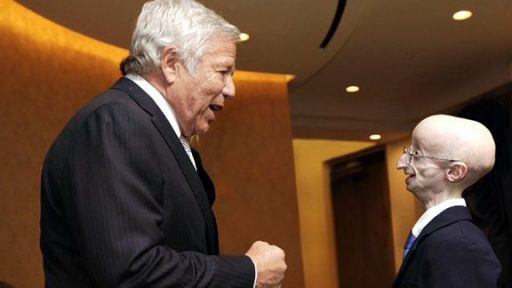 The Amazing Sam Berns, 17 Year Old With Rare Disease Dies | SMSEO