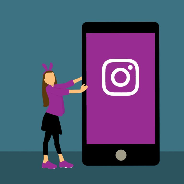 How To Create Catchy Instagram Graphics That Get Attention | SMSEO